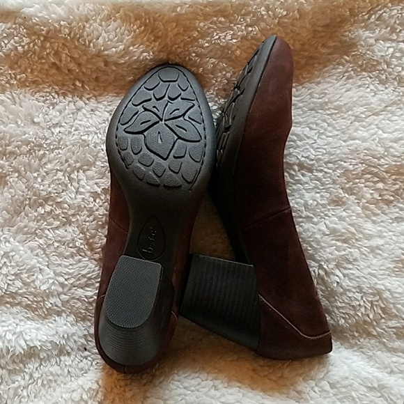boc | Shoes | Boc Brown Suede Pumps | Poshmark